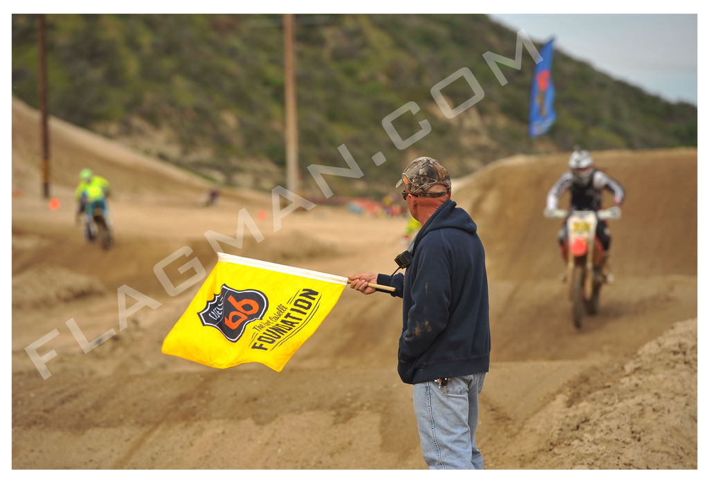 Custom Race Flags — Flagman of America